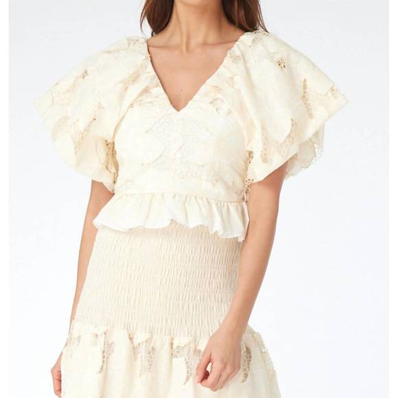 GILNER FARRAR | Tops | New Gilner Farrar Tricia Top In Antique White ...